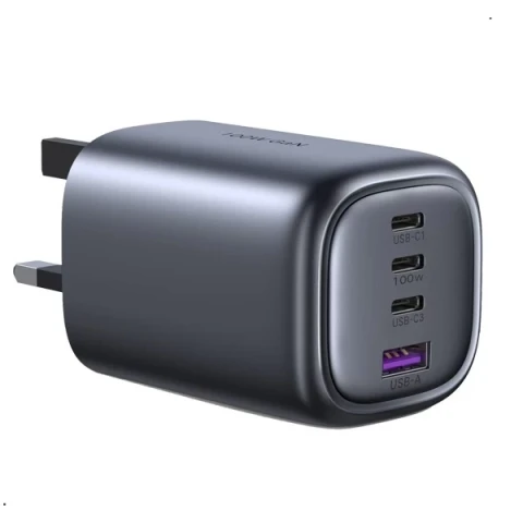 UGREEN USB-A+3*USB-C 100W GaN Tech Fast Charger - Radox Technology